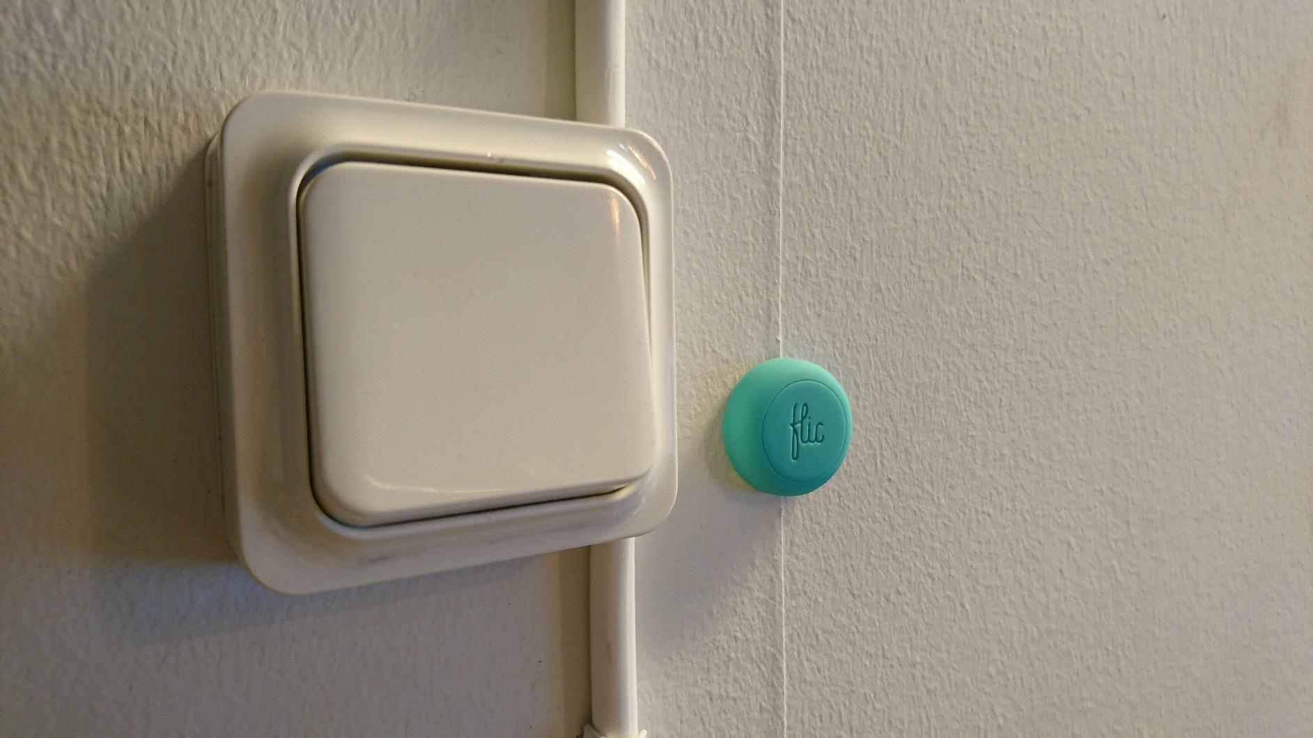 Flic RTLF007 Wireless Smart Button - White: Amazon.co.uk: Electronics ...