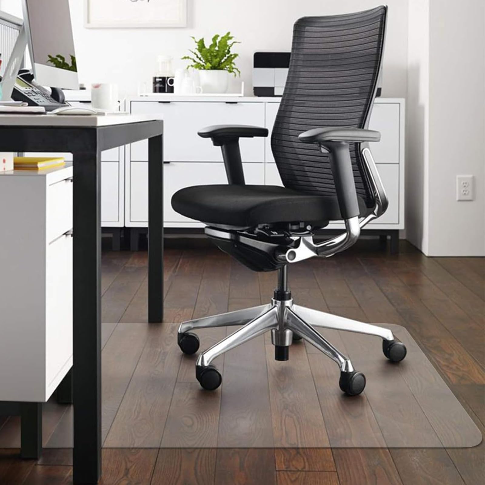 Amazon.co.jp: BEJIALE(バイカル)キズ防止チェアマットすべり止め玄関ドアマット長方形の透明なコンピューターテーブル ...