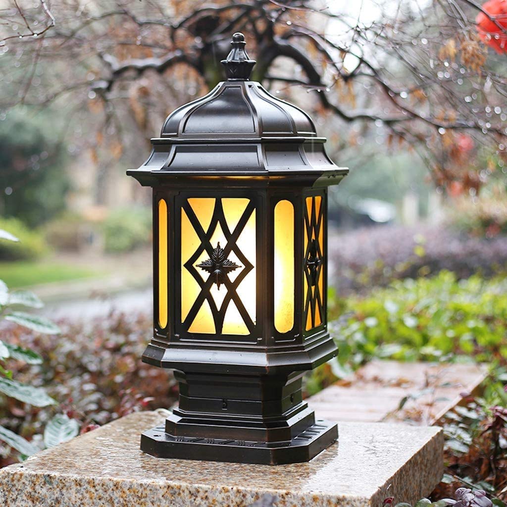 Reproduction Colonial Lamp Post