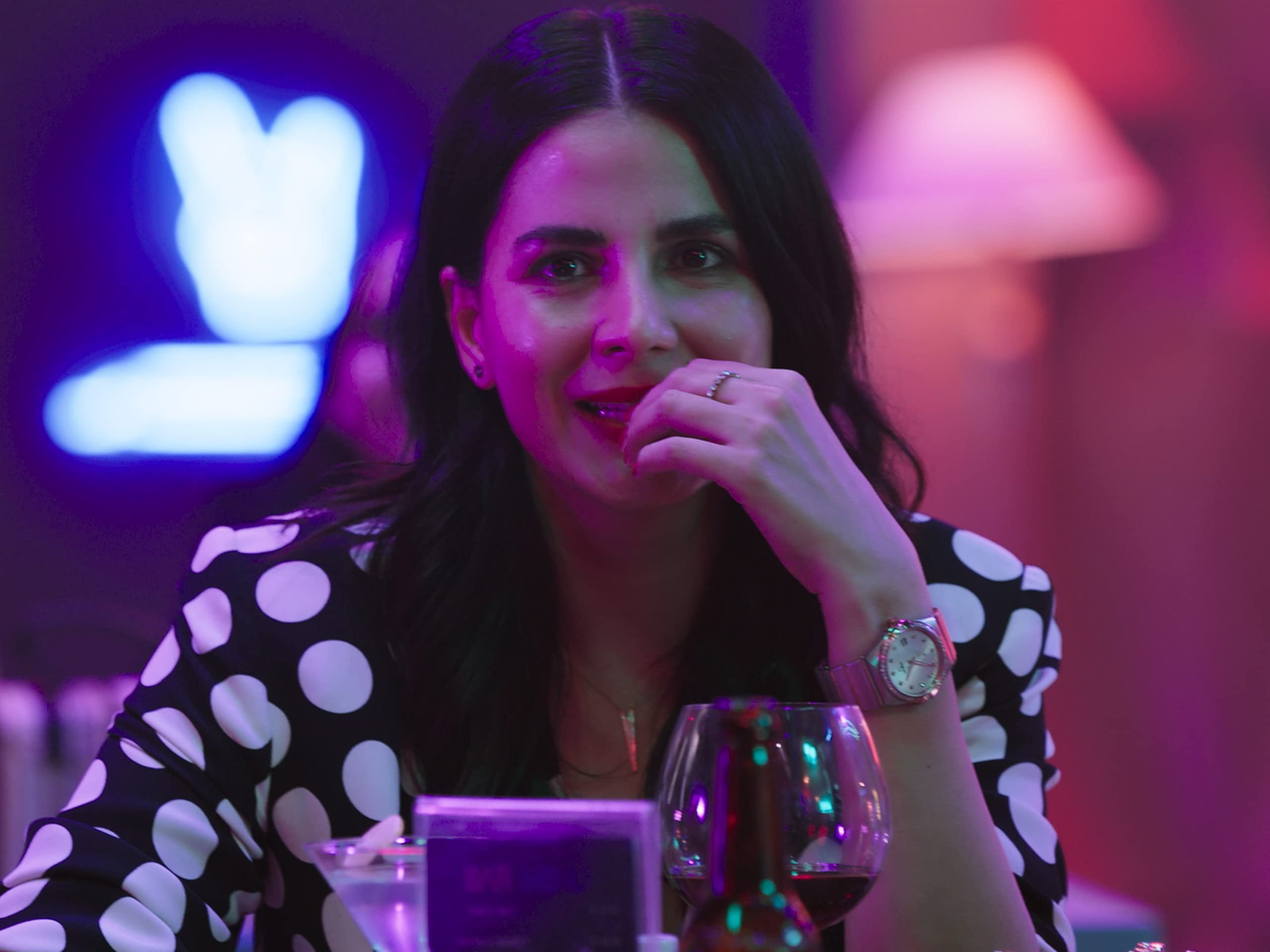 Amazon.co.jp: Four More Shots Please! - Season 3 : Devika Bhagat ...