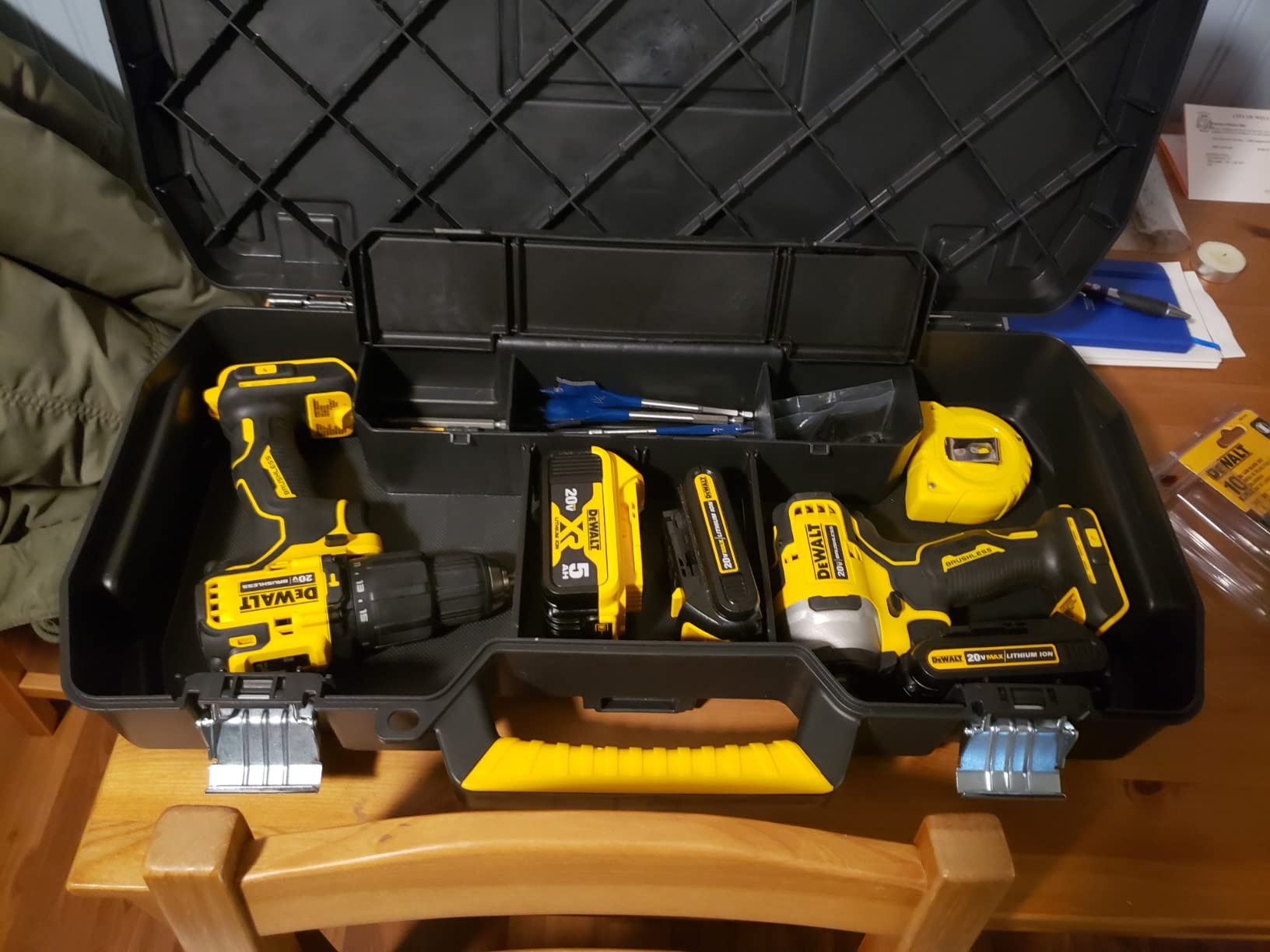 DEWALT Tool Tote with Removable Power Tool Case, 24-Inch (DWST24070 ...