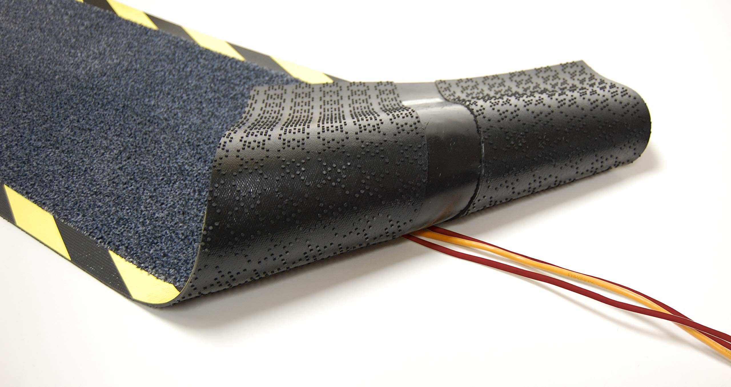 Amazon.com: Morland Protect - 47¼in x 15⅝in - Carpet and Rubber Cord ...