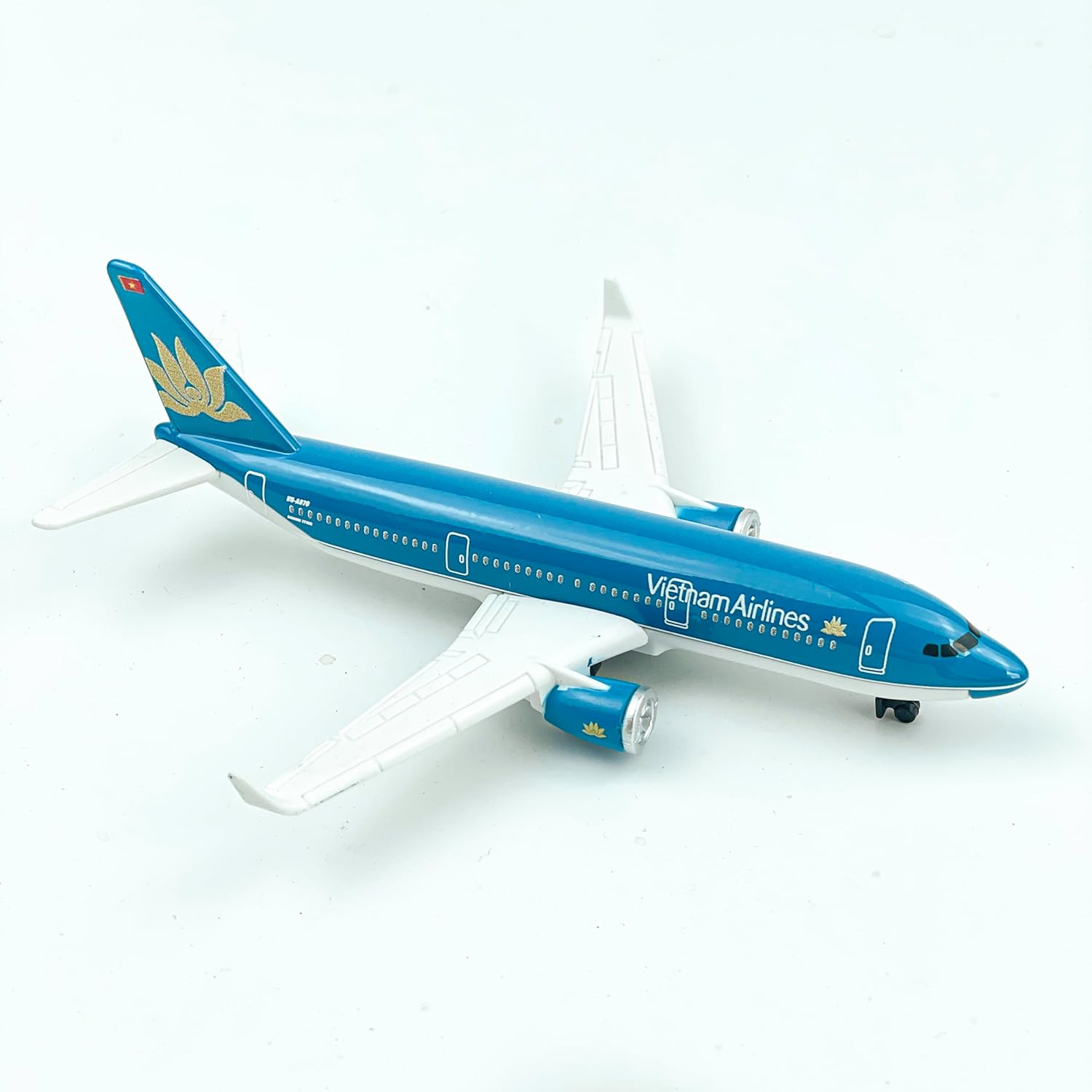 Amazon.com: WngAur Vietnam Airplane Model, Die-cast Metal Planes ...
