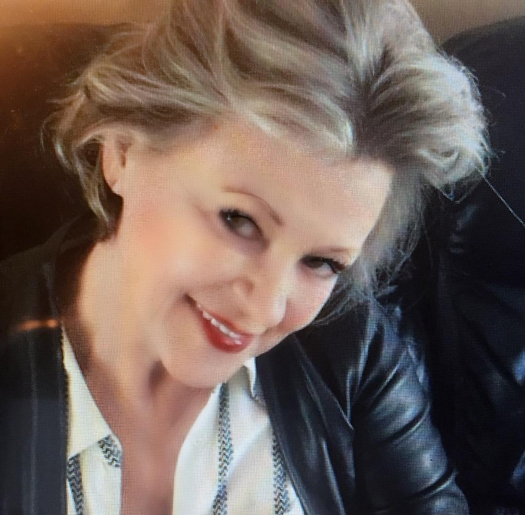 Allison Born's Instagram, Twitter & Facebook on IDCrawl