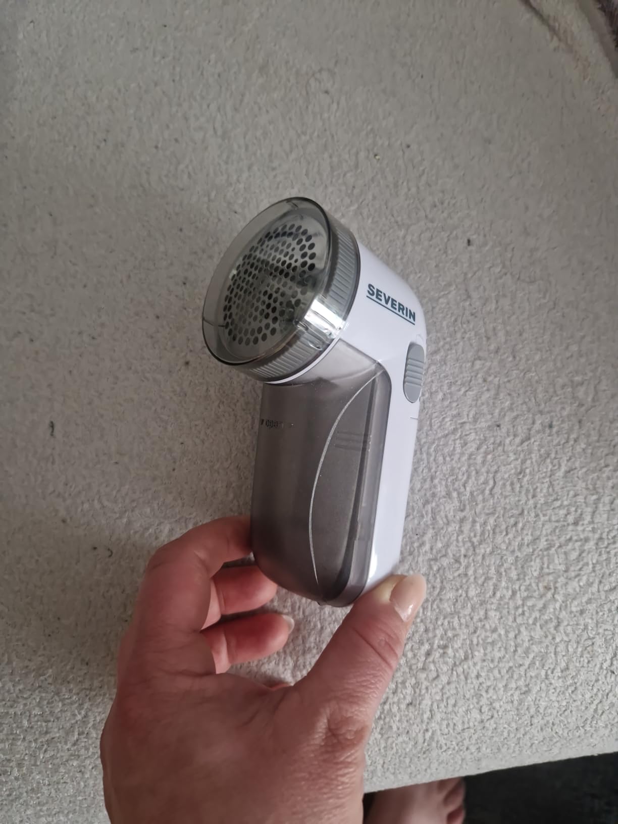 Amazon.de: SEVERIN Fusselentferner, Fusselrasierer inklusive ...