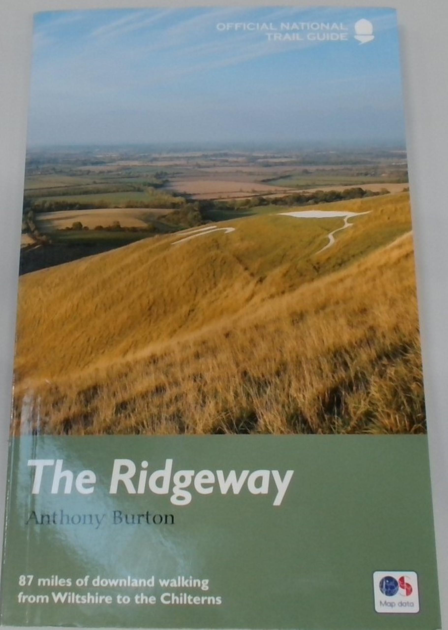 The Ridgeway: National Trail Guide (National Trail Guides) : Burton ...