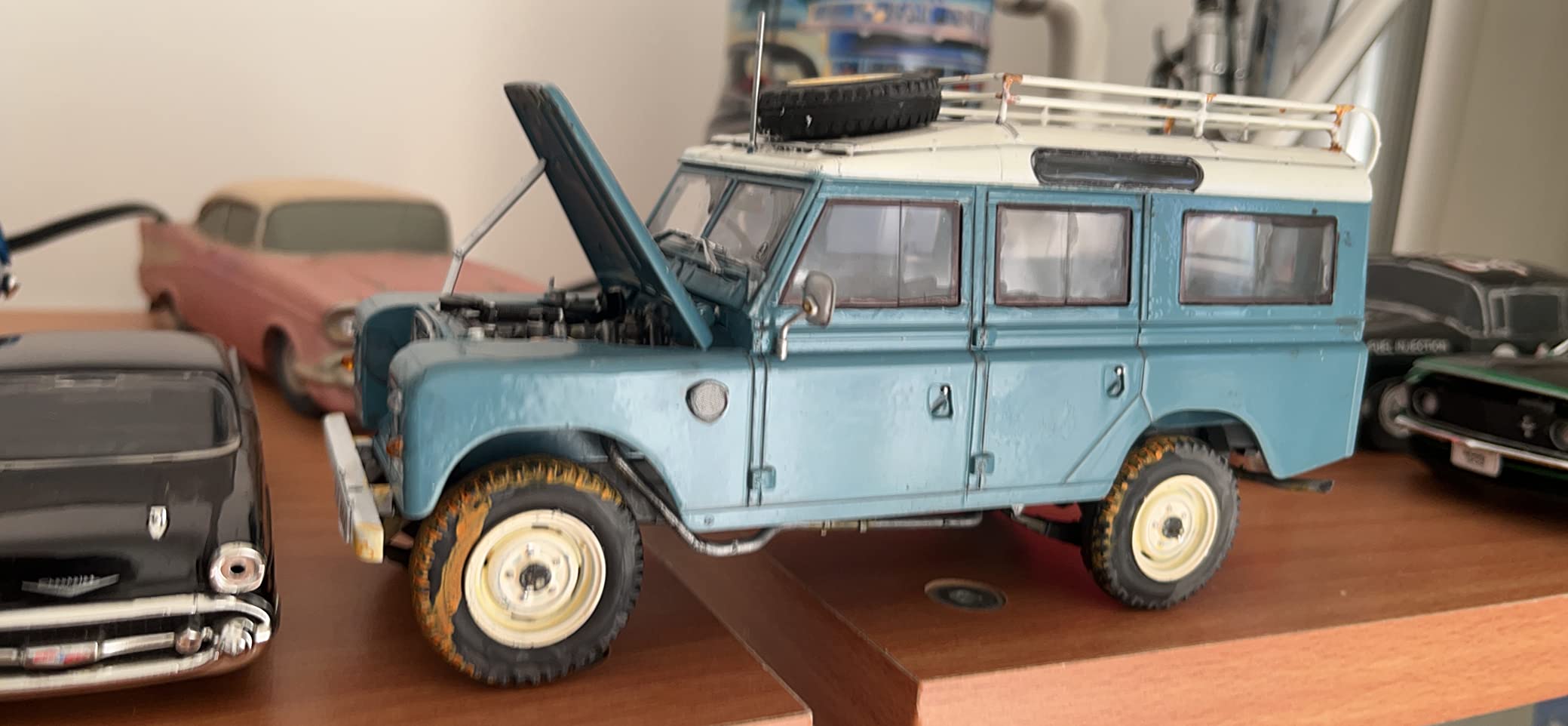 Revell Series III Land Rover Model Kit : Amazon.com.au: Toys & Games