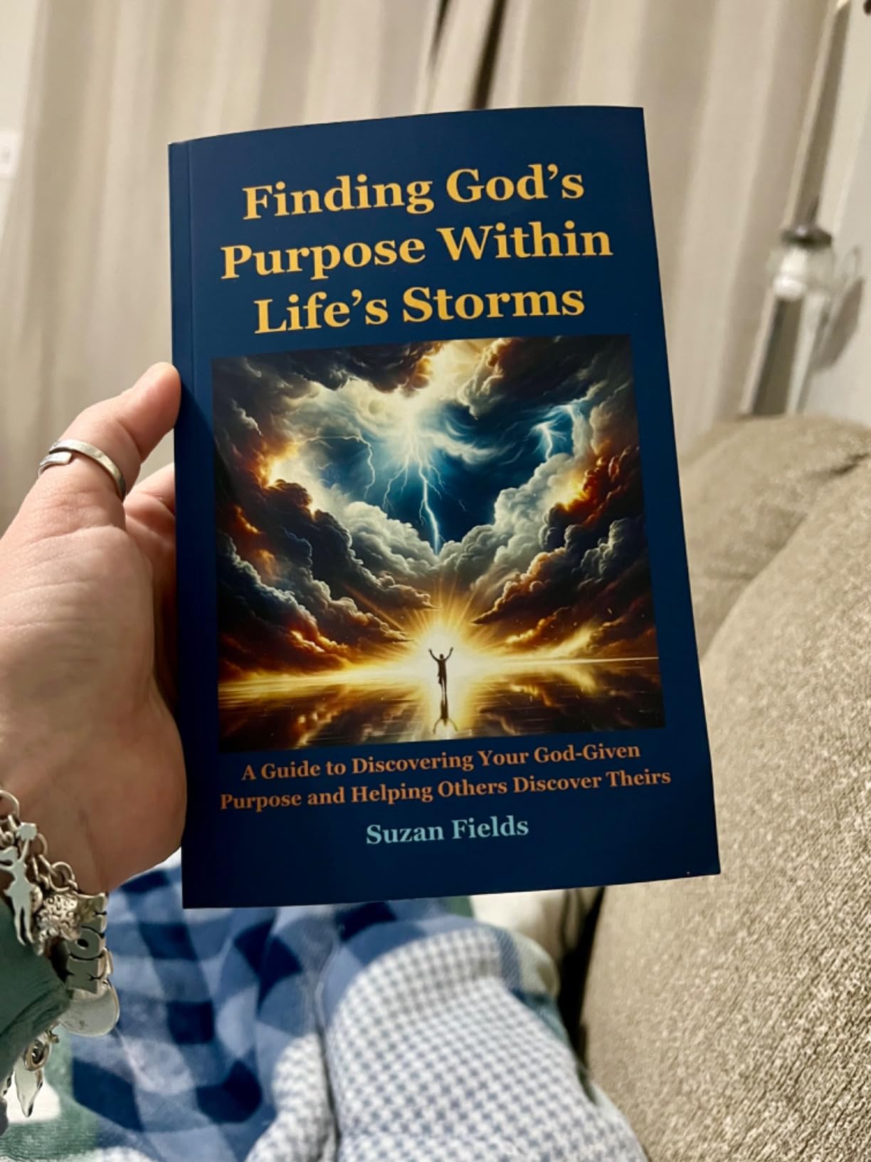 Amazon.com: Finding God's Purpose Within Life's Storms: A Guide to ...