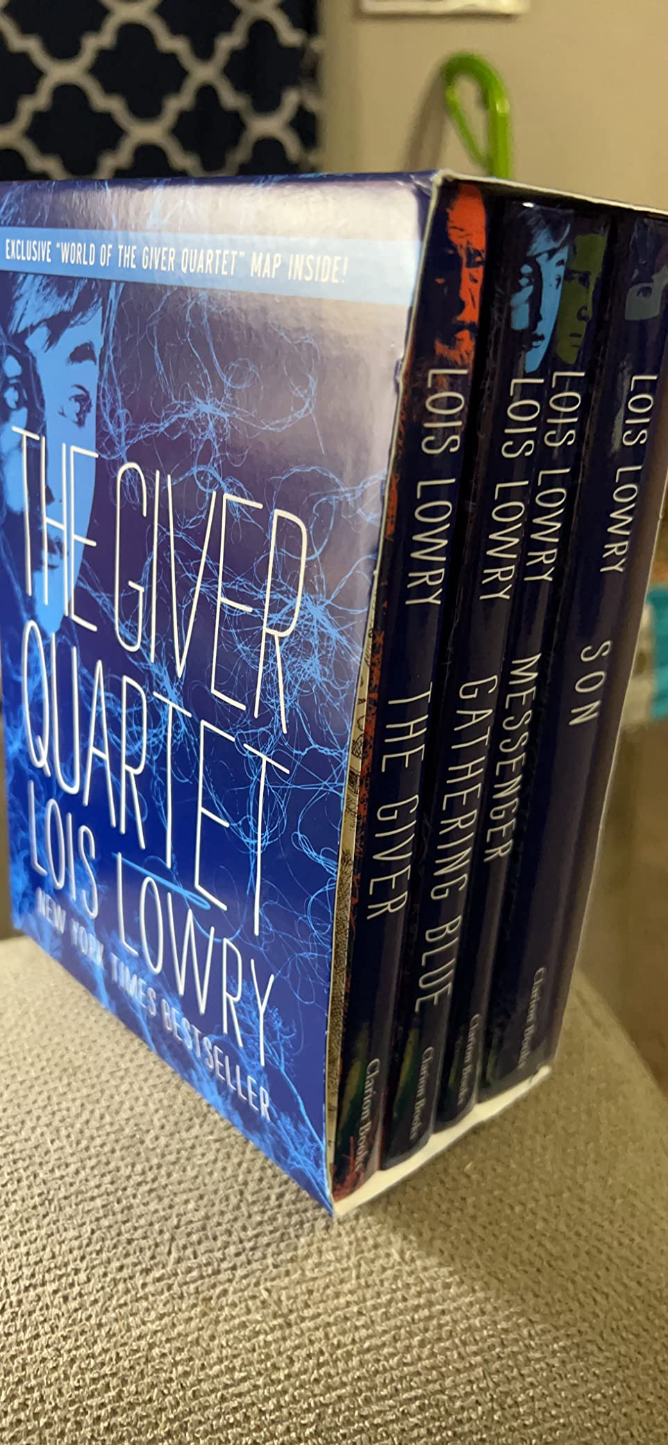 The Giver Quartet Omnibus: Lois Lowry: Amazon.com: Books