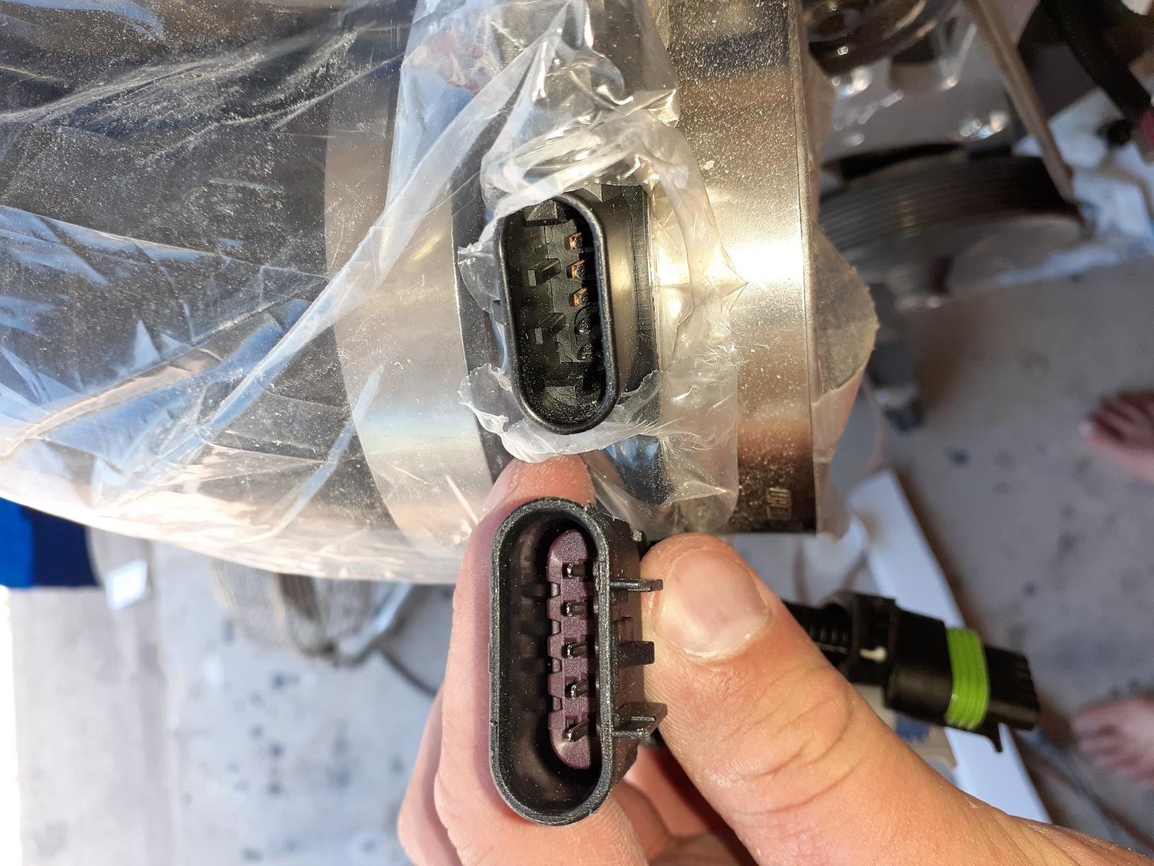 Amazon.com: Michigan Motorsports MAF 5 Wire Pin Adapter LS3 or LS7 ...