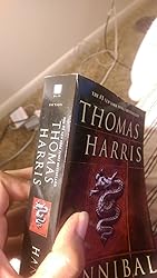 Amazon.com: Hannibal: 9780440224679: Harris, Thomas: Books