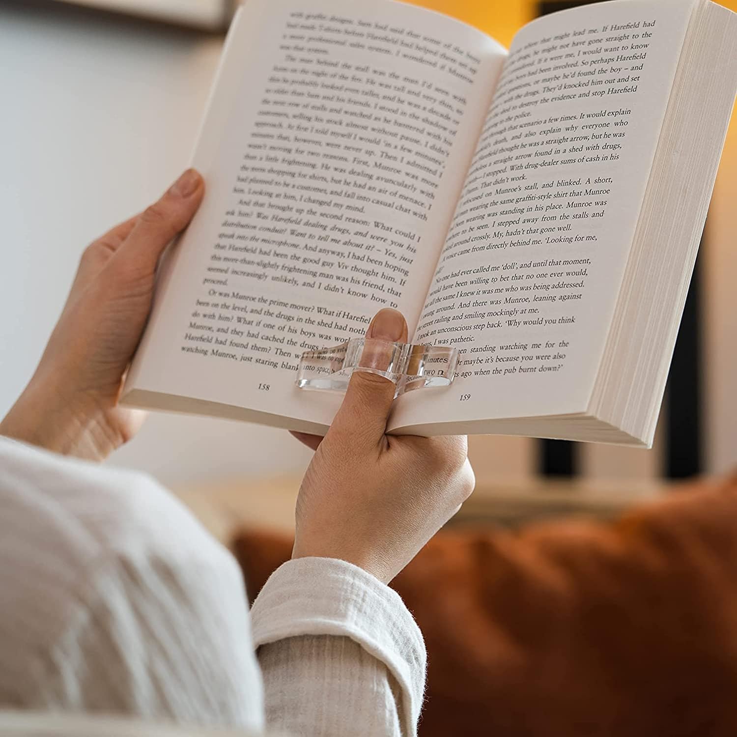 Feeling Well 2pcs Book Page Holder for Reading Book Accessories Clear ...