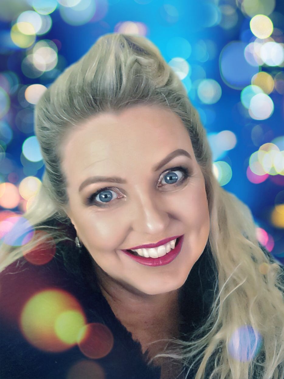 Amazon.co.uk: Collette Renee Fergus: books, biography, latest update