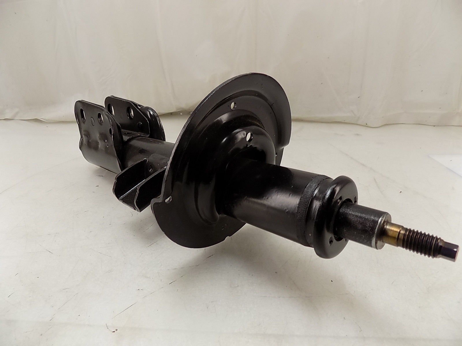 Monroe OESpectrum 72527 Suspension Strut for Chevrolet Equinox