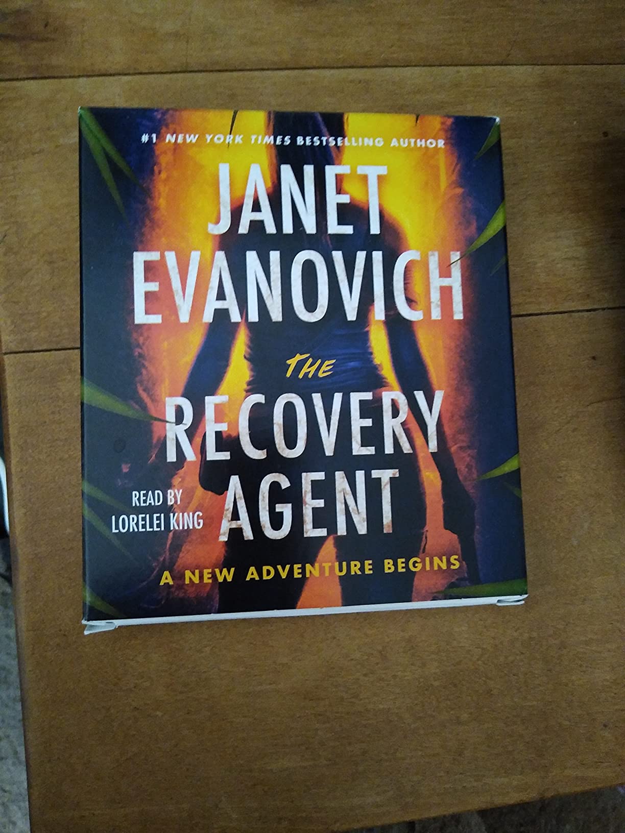 The Recovery Agent: A Novel (1) (The Recovery Agent Series): Evanovich ...