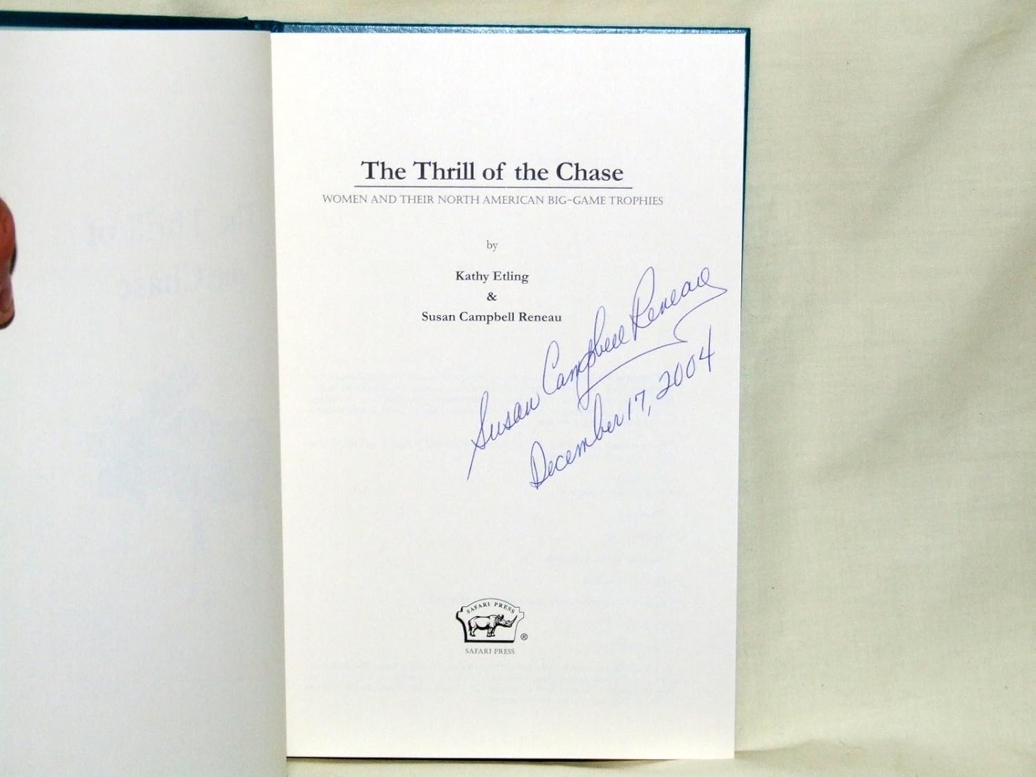 Thrill of the Chase: Etling, Kathy, Reneau, Susan: 9781571571809 ...