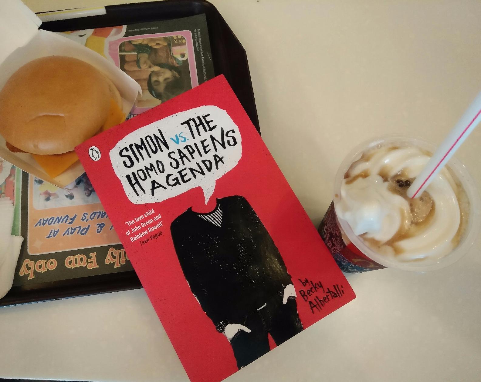 Simon vs the Homo Sapiens Agenda : Becky Albertalli: Amazon.in: Books