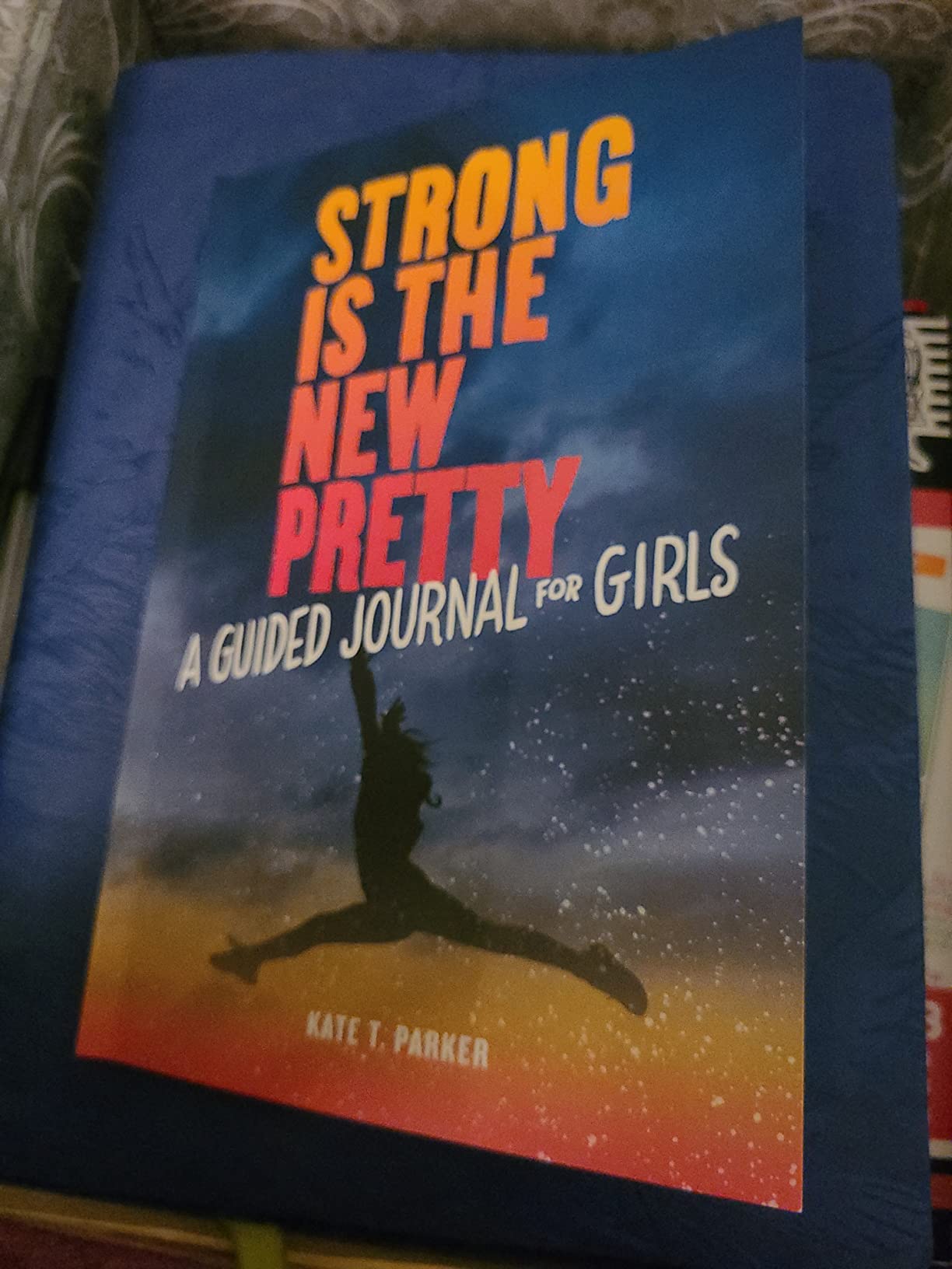 Amazon.com: Strong Is the New Pretty: A Guided Journal for Girls ...