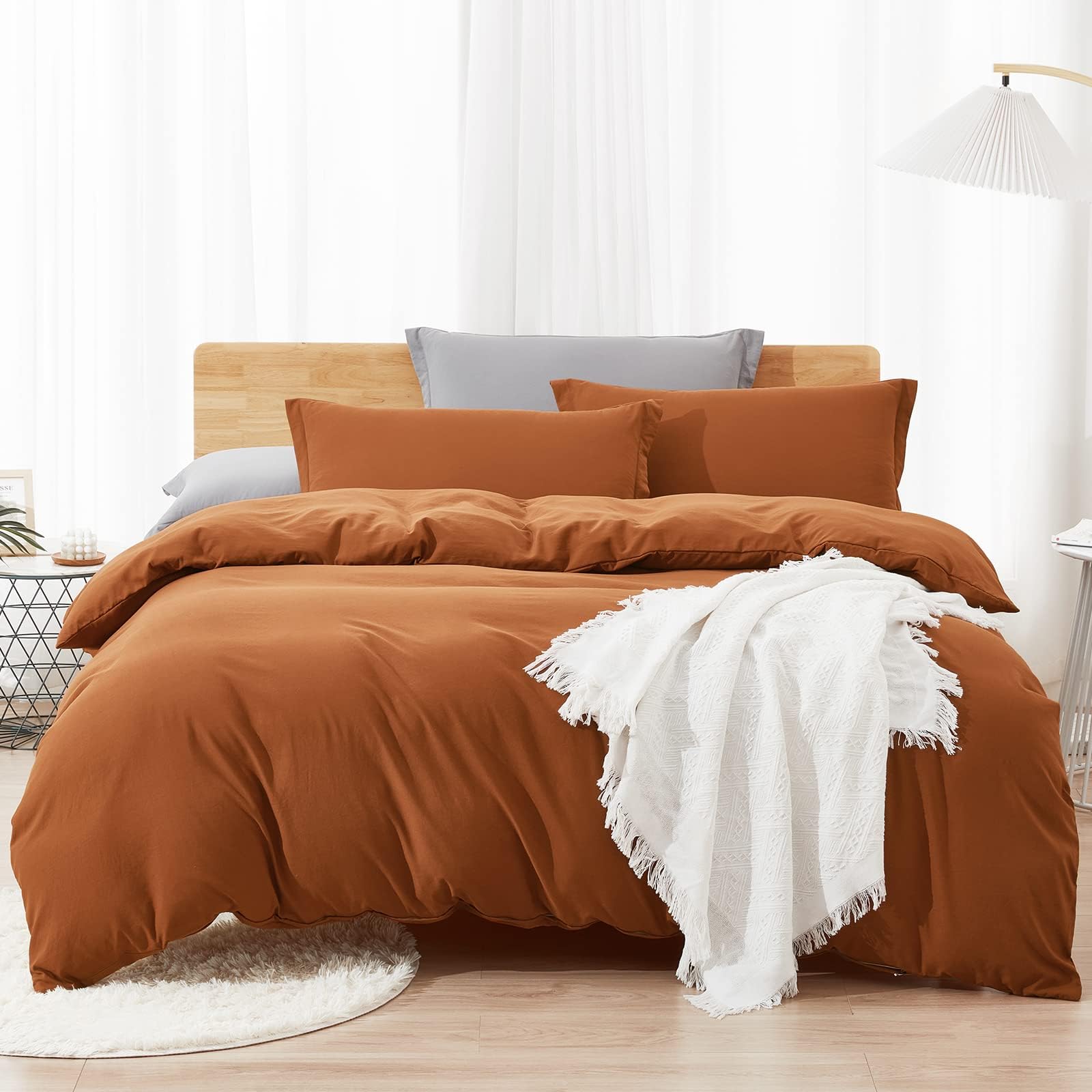 Amazon.com: 4pc Off White Sheet Set with Duvet (Queen Size) Bundle ...