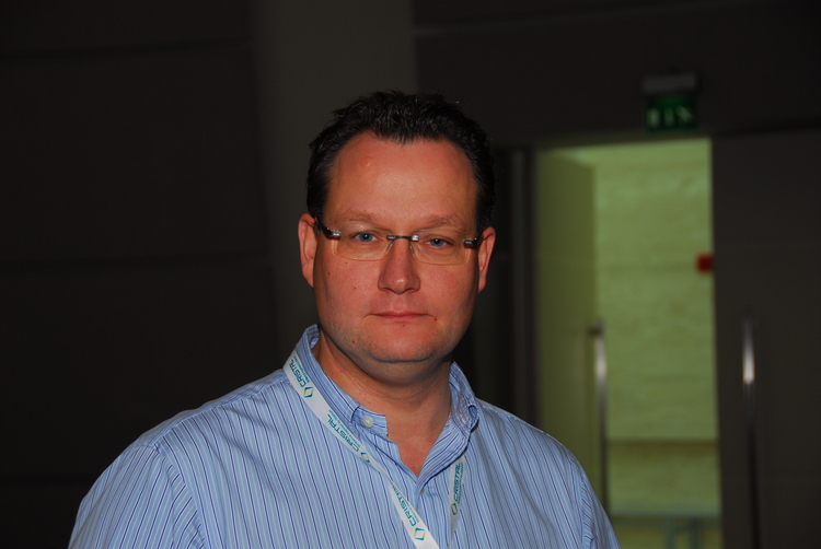 Amazon.com: Mark van Dongen: books, biography, latest update