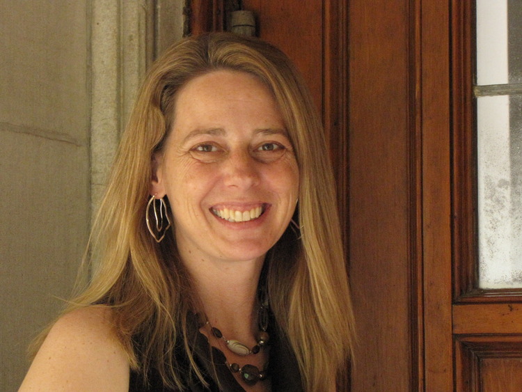 Amazon.com: Nancy Straight: books, biography, latest update