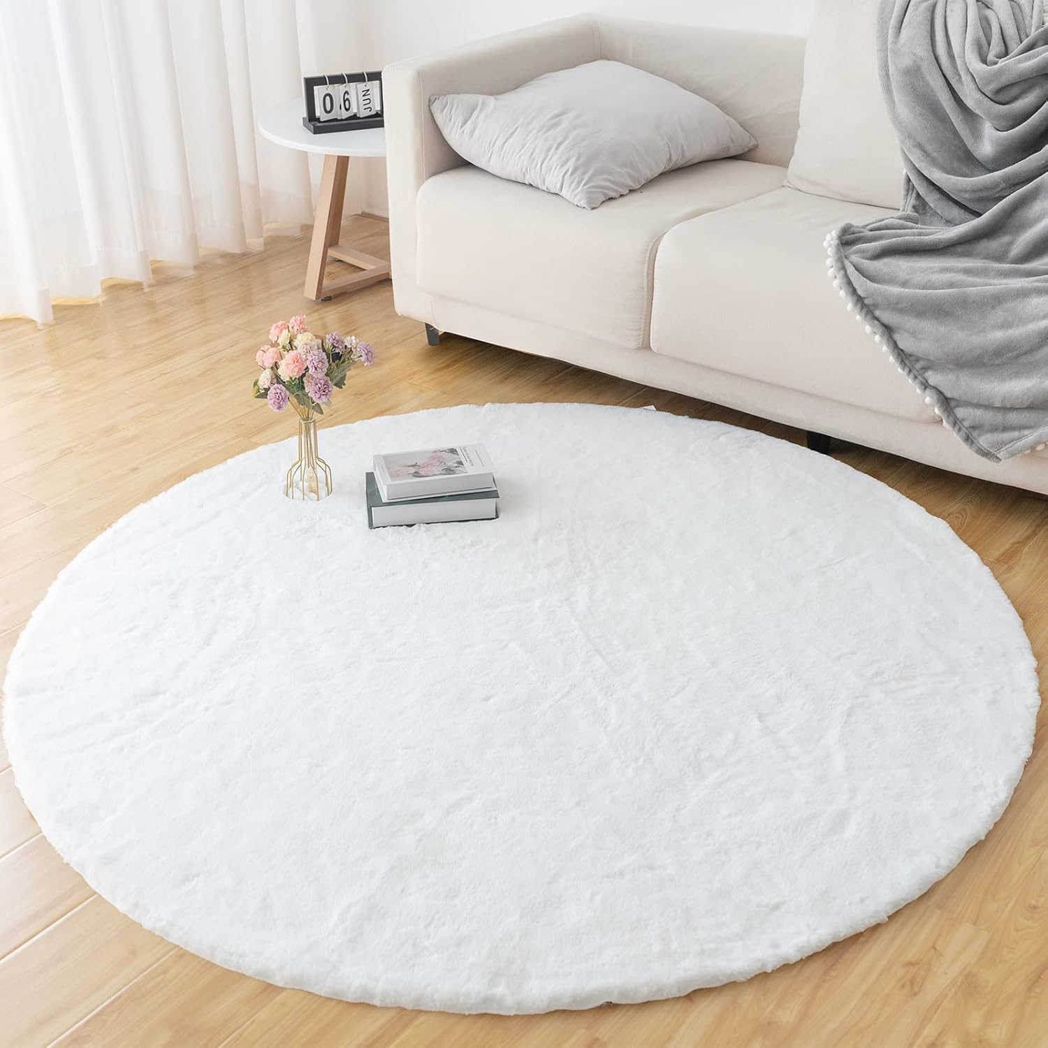 Amazon.com: Vamcheer Faux Rabbit Fur Rug - 5x5 Feet Super Soft Fur ...
