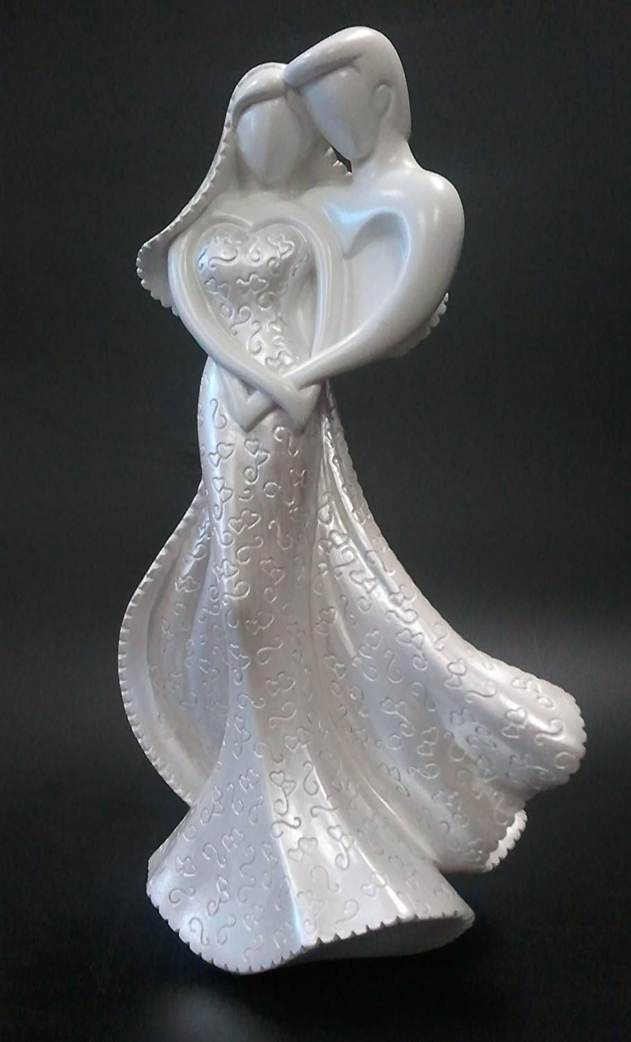 Amazon.com: Best Occasions Resin Couple Cake Topper : Grocery & Gourmet ...