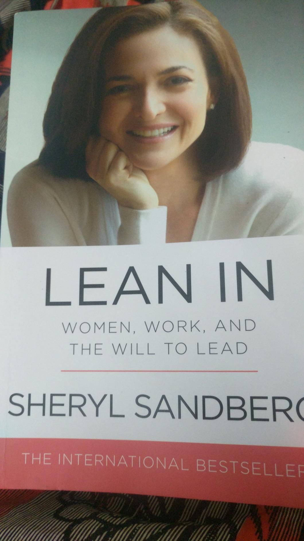 Lean In : Sandberg, Sheryl: Amazon.in: Books