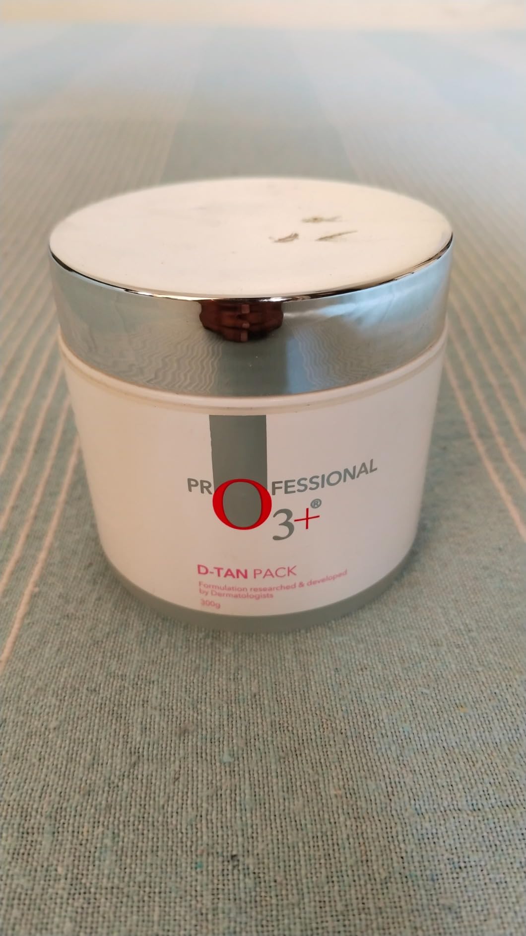 O3+ D-TAN Pack for Instant Tan Removal & Sun Damage Protection Infused ...