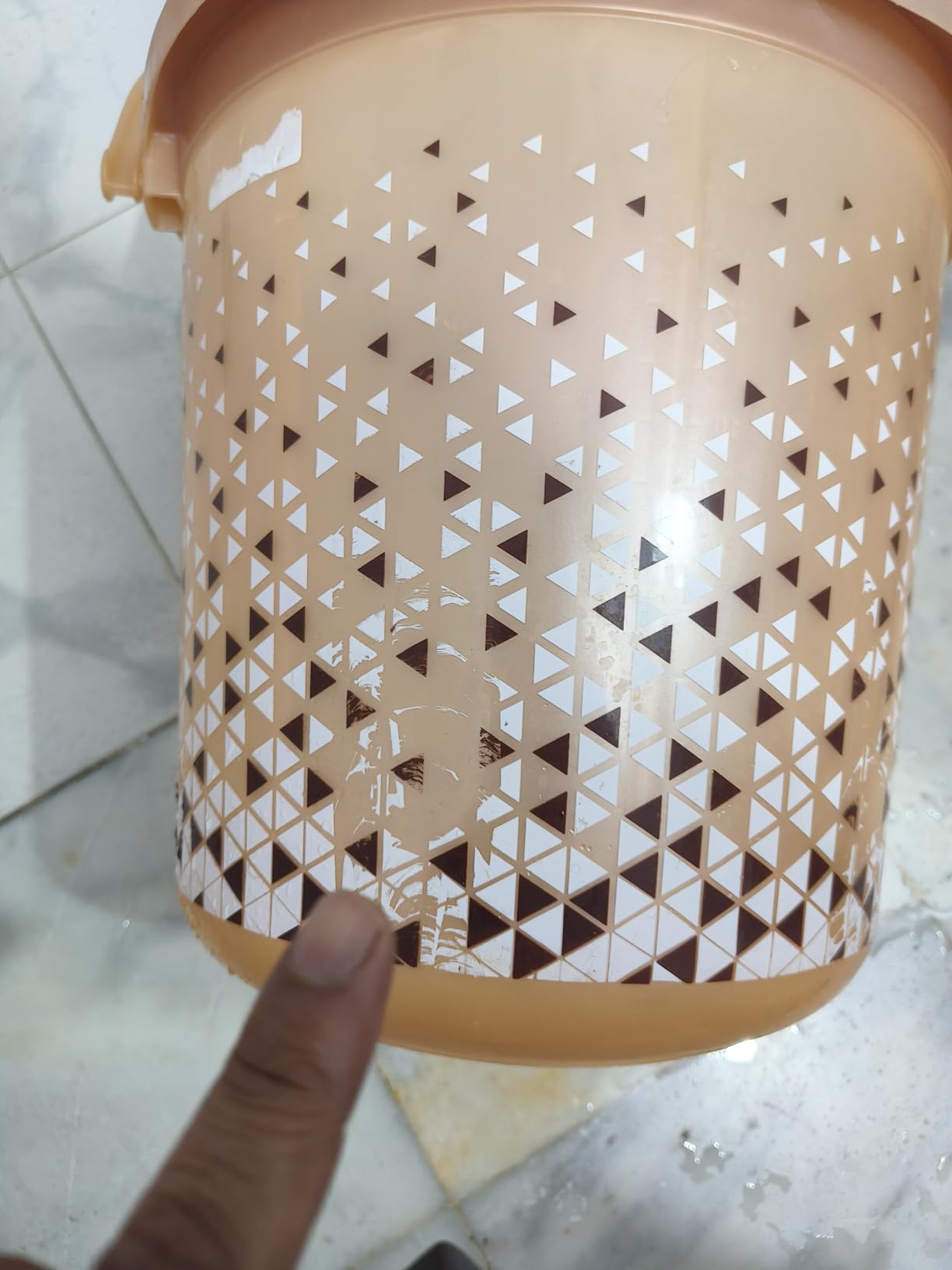 Kuber Industries Unbreakable Plastic Triangle Print Bucket for Home ...