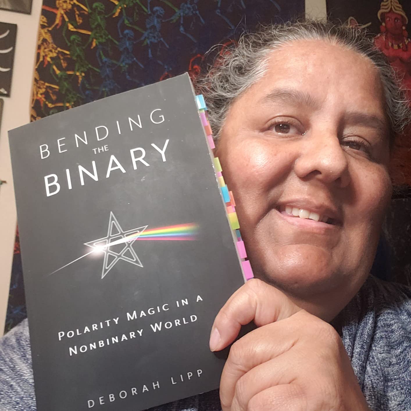 Bending the Binary: Polarity Magic in a Nonbinary World: Lipp, Deborah ...