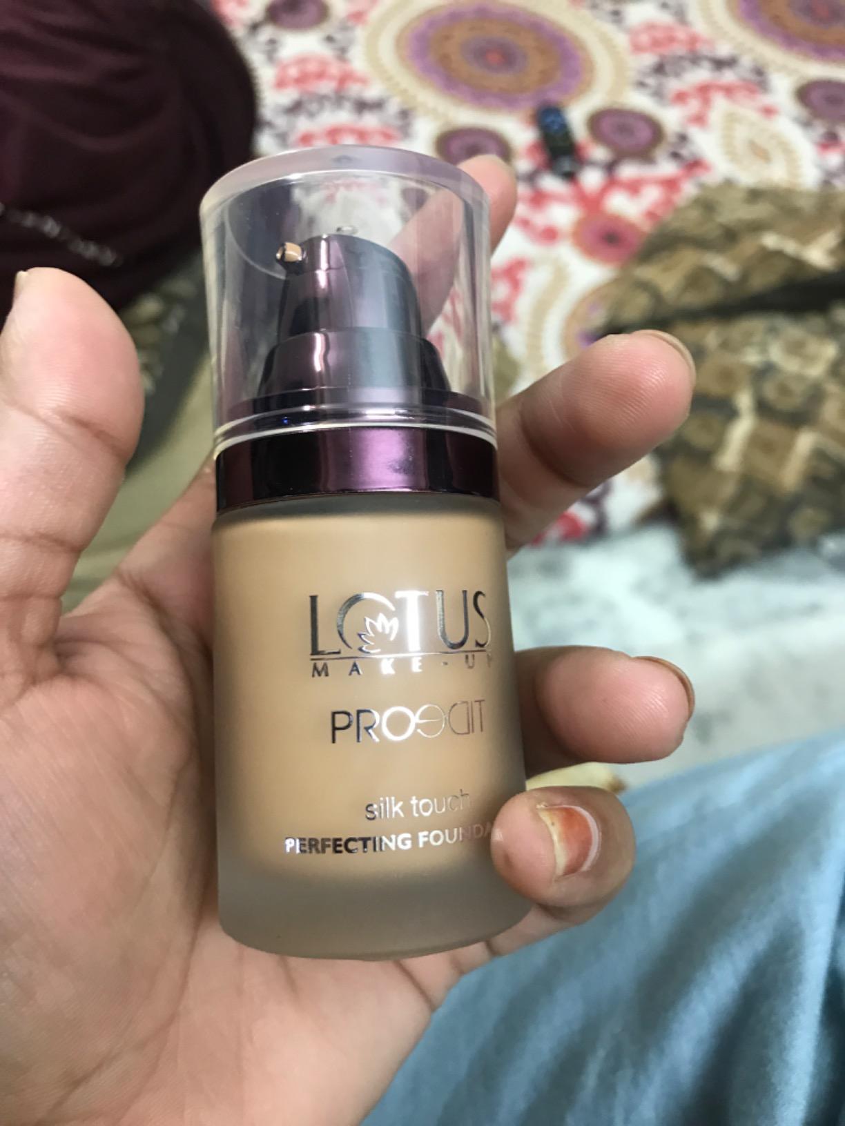 Buy Lotus Makeup Proedit Silk Touch Perfecting Luminous Light Coverage ...