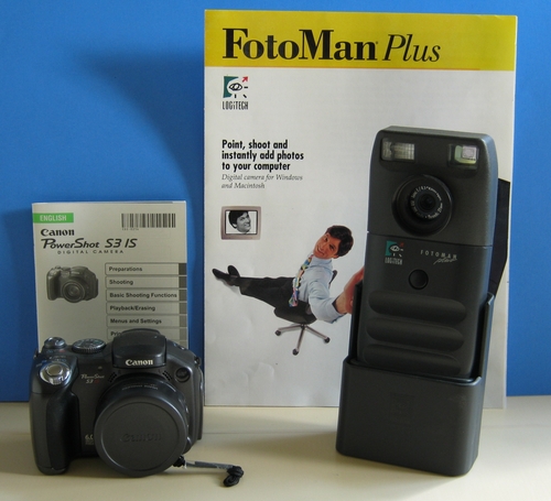 Amazon.com : Canon PowerShot A495 10.0 MP Digital Camera with 3.3x ...