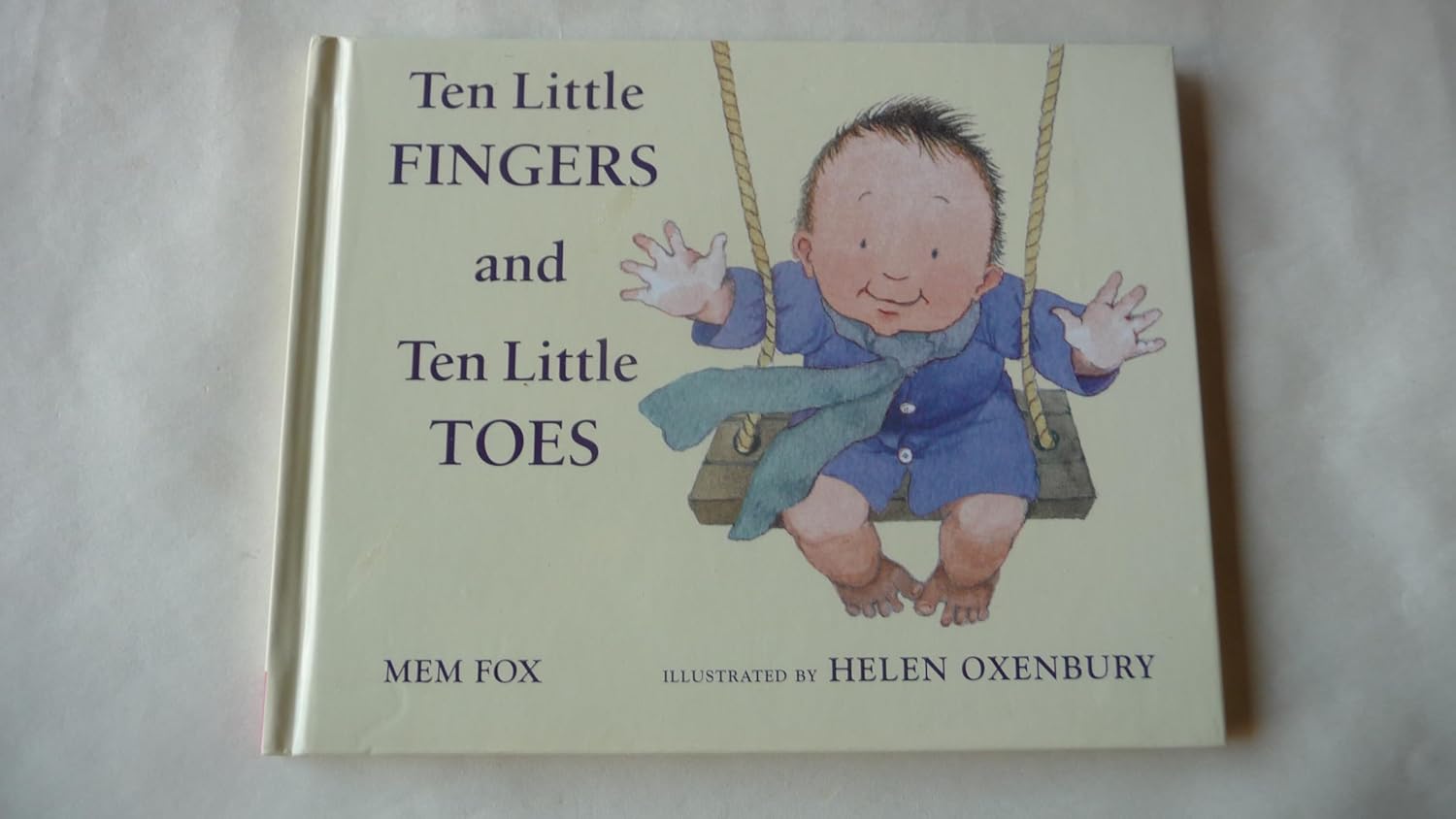Ten Little Fingers and Ten Little Toes: Mem Fox: 9780544531659: Amazon ...