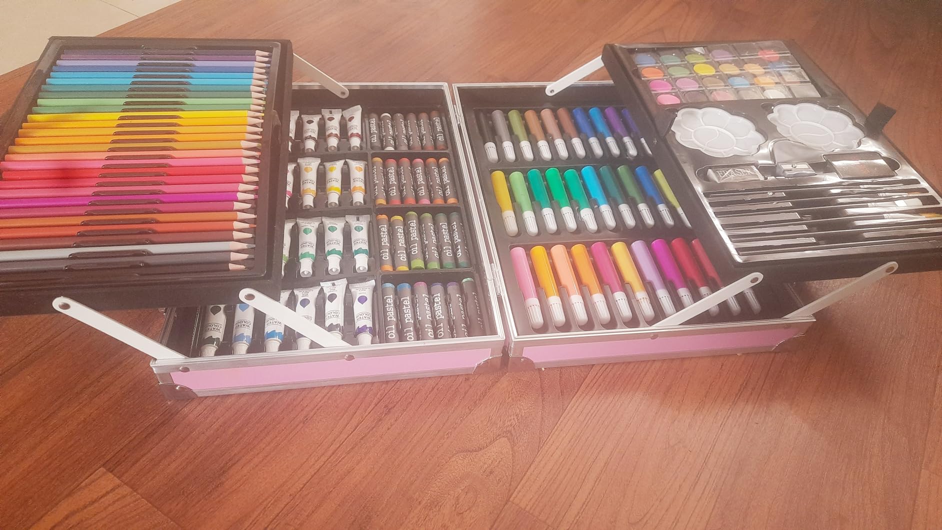 MSGH Artist Colour Set – Color Box with Multiple Coloring Kit ...