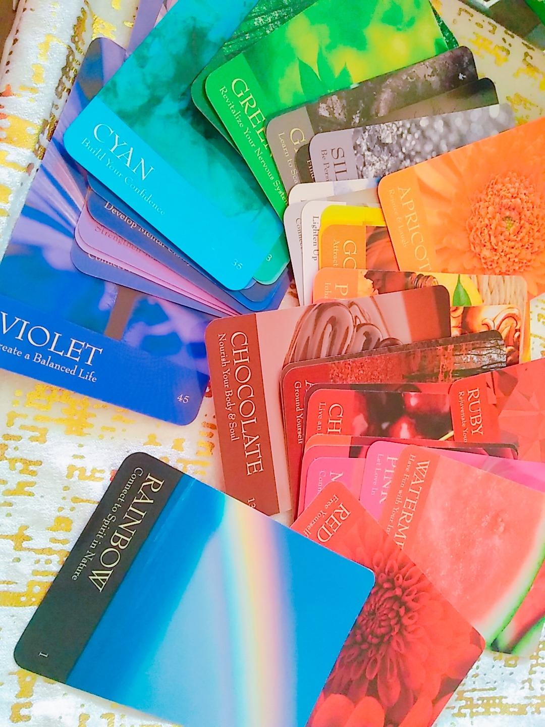 The Secret Language of Color Cards : Segal, Inna: Amazon.in: Books