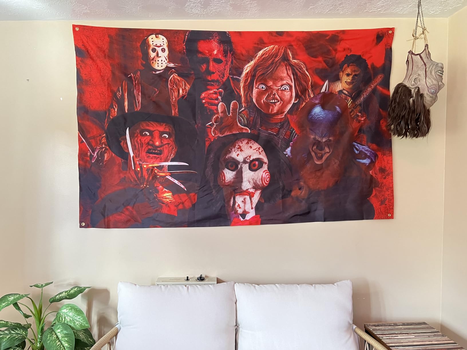 Amazon.com: Varkululx Halloween Backdrop Horror Movie Tapestry, Scary ...