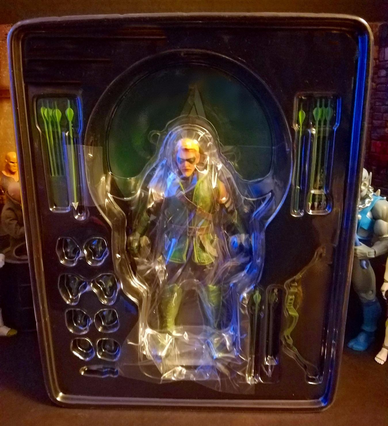 Amazon.com: Green Arrow 1:12 Collective Action Figure : Toys & Games