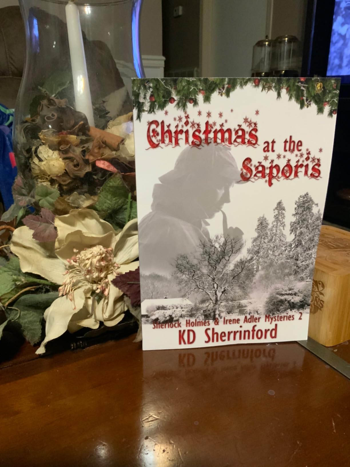 Christmas at the Saporis (Sherlock Holmes and Irene Adler Mysteries ...