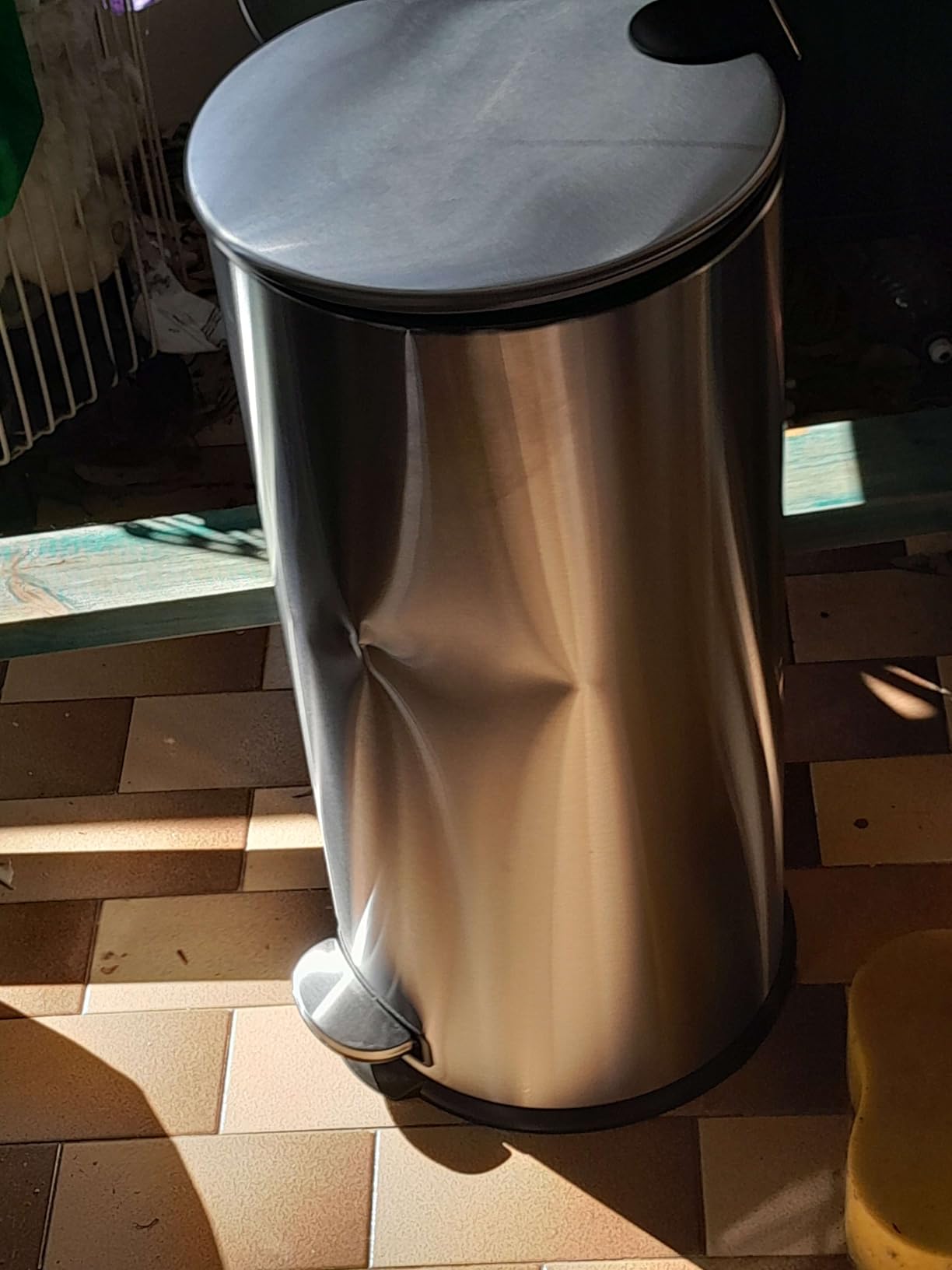 Harbour Housewares 30L Large Kitchen Bin - Chrome Stainless Steel Food ...