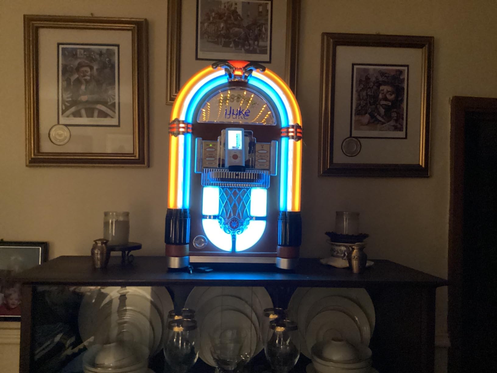 Amazon.com: Crosley CR17 iJuke Mini Jukebox : Electronics