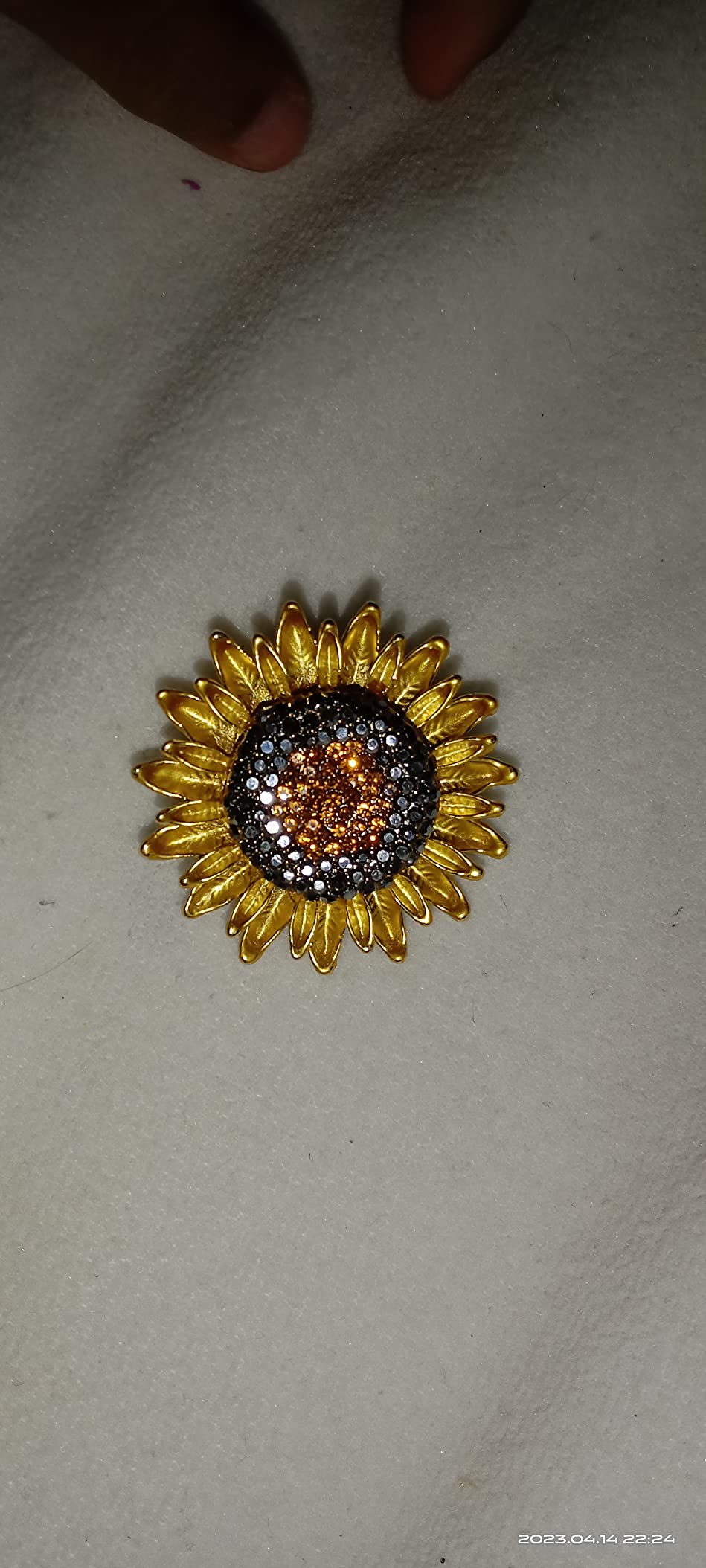 SANNIDHI® Sunflower Brooch for Women Gold Alloy Rhinestones Brooch Pin Retro Crystal Flower ...