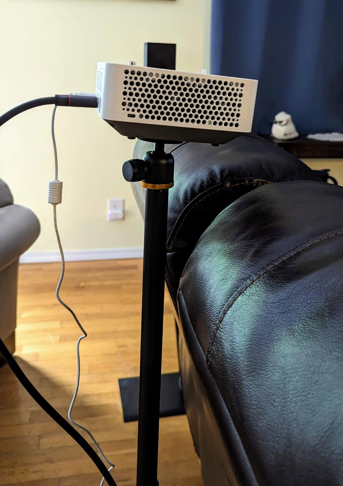 $37/mo - Finance LG CineBeam PF510Q Portable Full HD (1920 x 1080) LED ...