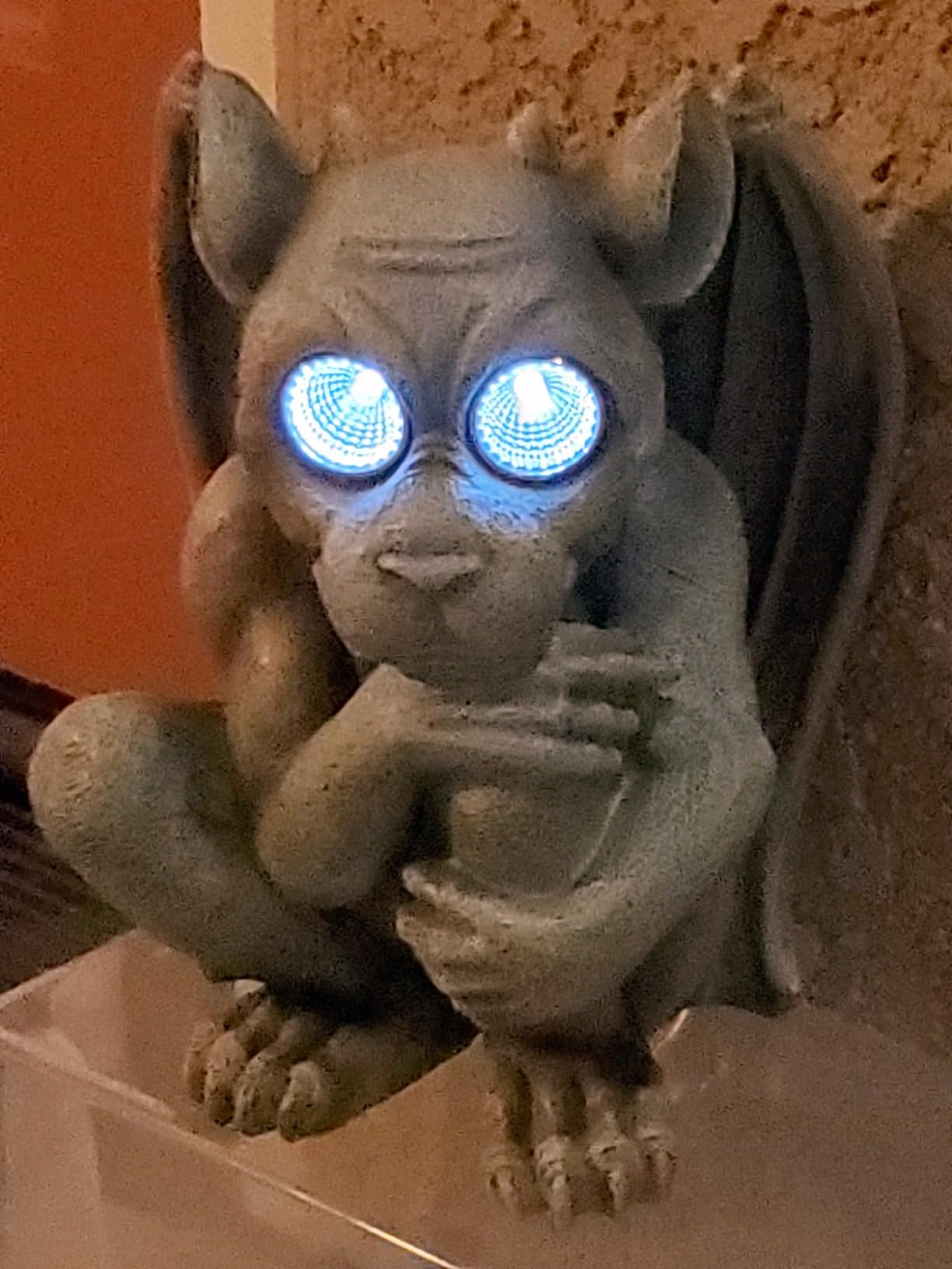 Amazon.com : Solar Powered Gargoyle Outdoor LED Garden Light Decor ...