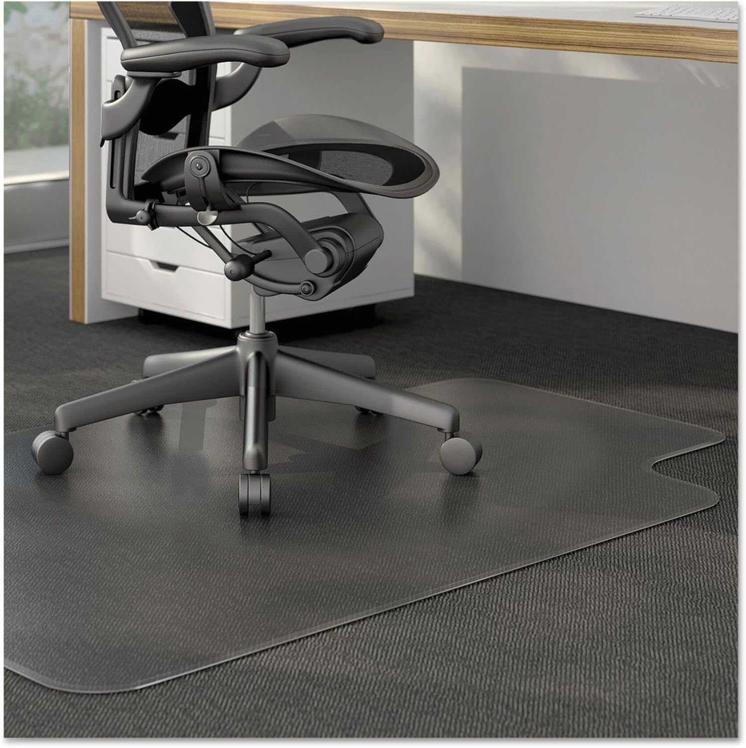 Amazon.com: Universal Cleated Chair Mat for Low and Medium Pile Carpet ...