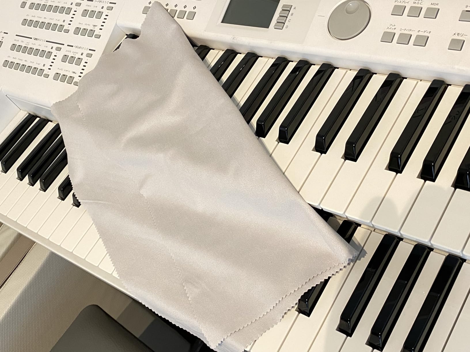 Amazon.co.jp: [GJTr] 楽器用クロス 楽器用 クリーニングクロス ポリッシュクロス クロス 大判 40×40cm 5枚セット (ブラック) : 楽器・音響機器