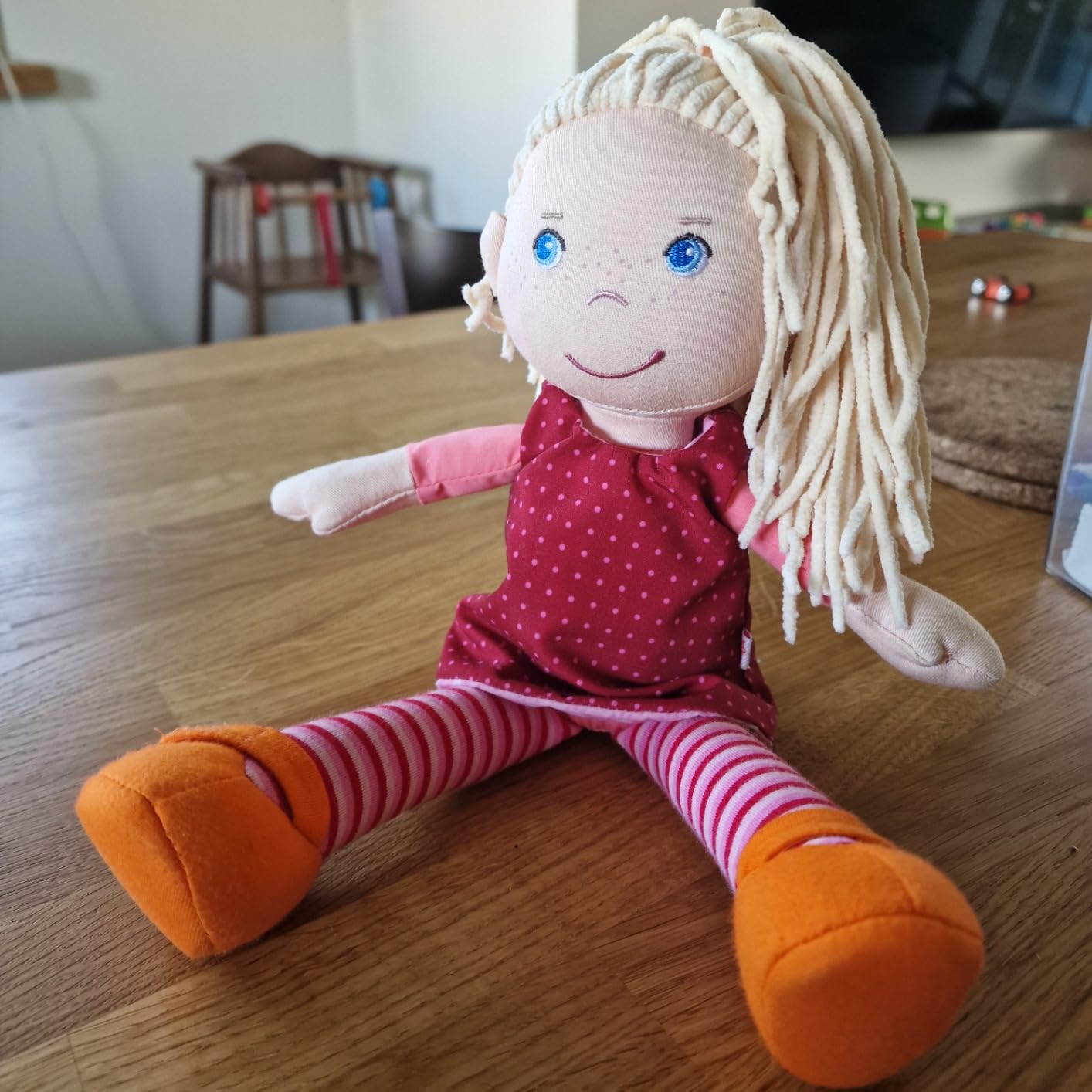 HABA 302108 - Puppe Annelie, Stoffpuppe mit Kleidung und Haaren, 30 cm ...
