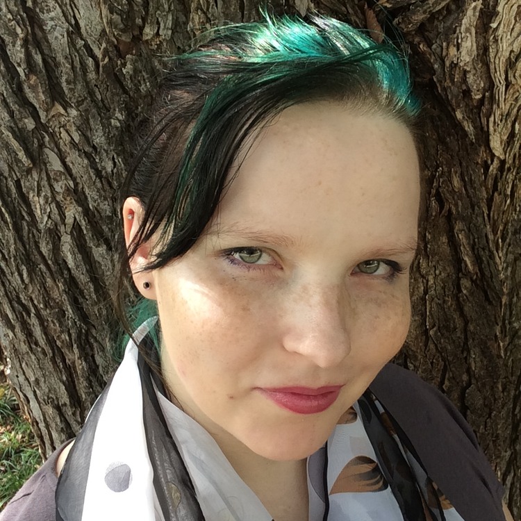 Amanda Howell's Instagram, Twitter & Facebook on IDCrawl