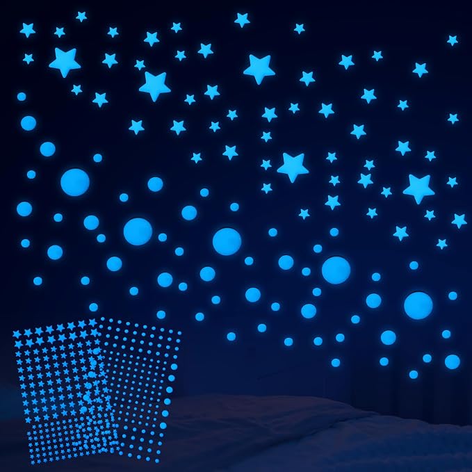 Amazon.com: 413PCS Ceiling Stars Glow in The Dark 3D Room Wall Decor ...