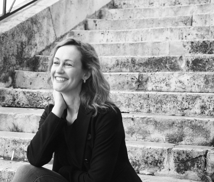 Amazon.com: Amy Thomas: books, biography, latest update